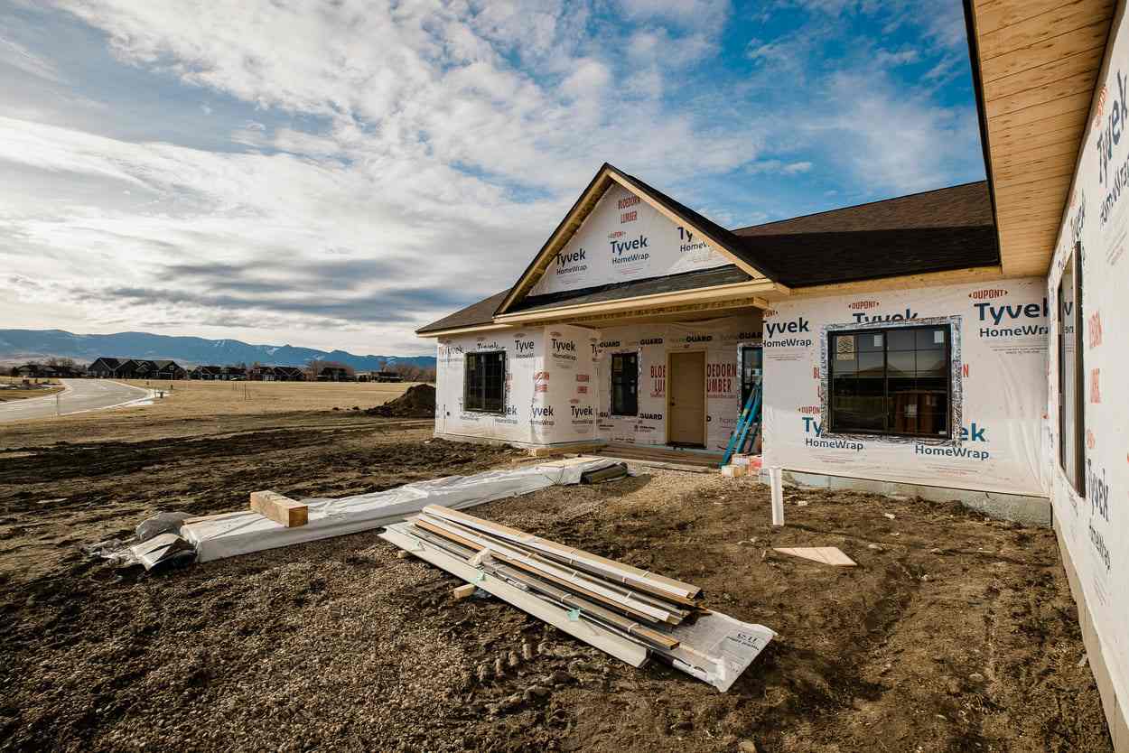 The Process of Building a Custom Home in Wyoming